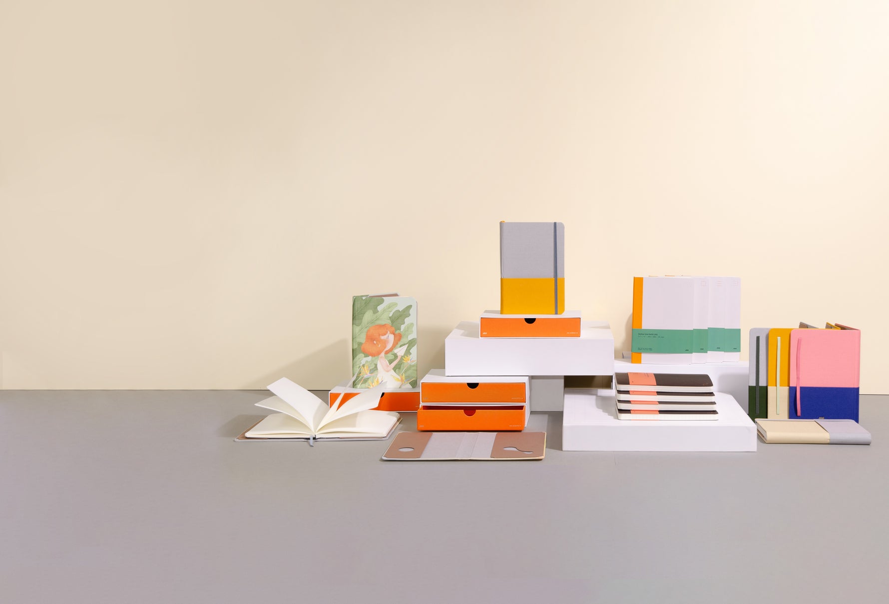 Personalised notebooks and miscellaneous cool. – Summorie